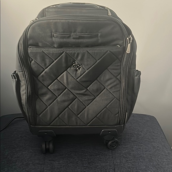 lug | Bags | Lug Porter 2 Wheelie Luggage | Poshmark